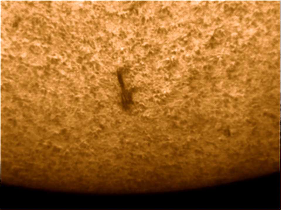 Skynyx - The revenge - AR11000 and lots of proms - Solar Observing and ...
